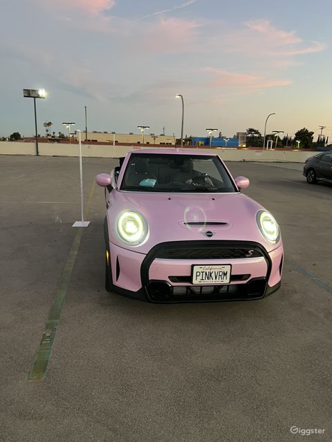 Pink convertible - Mini Cooper 2022 | Rent this location on Giggster
