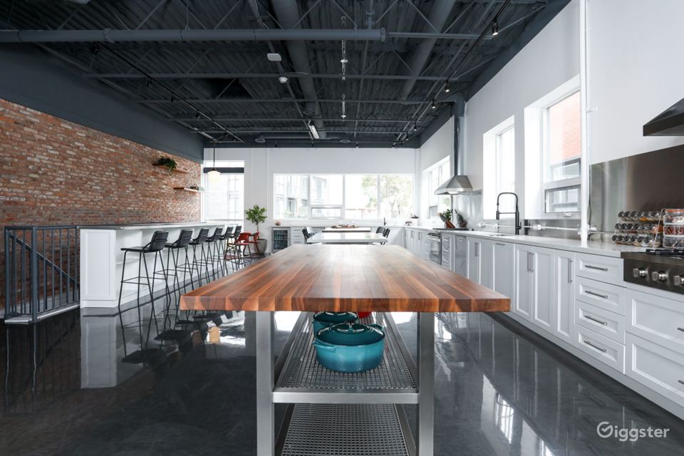 Cozy Commercial Kitchen and Office Conference Room | Rent this location ...