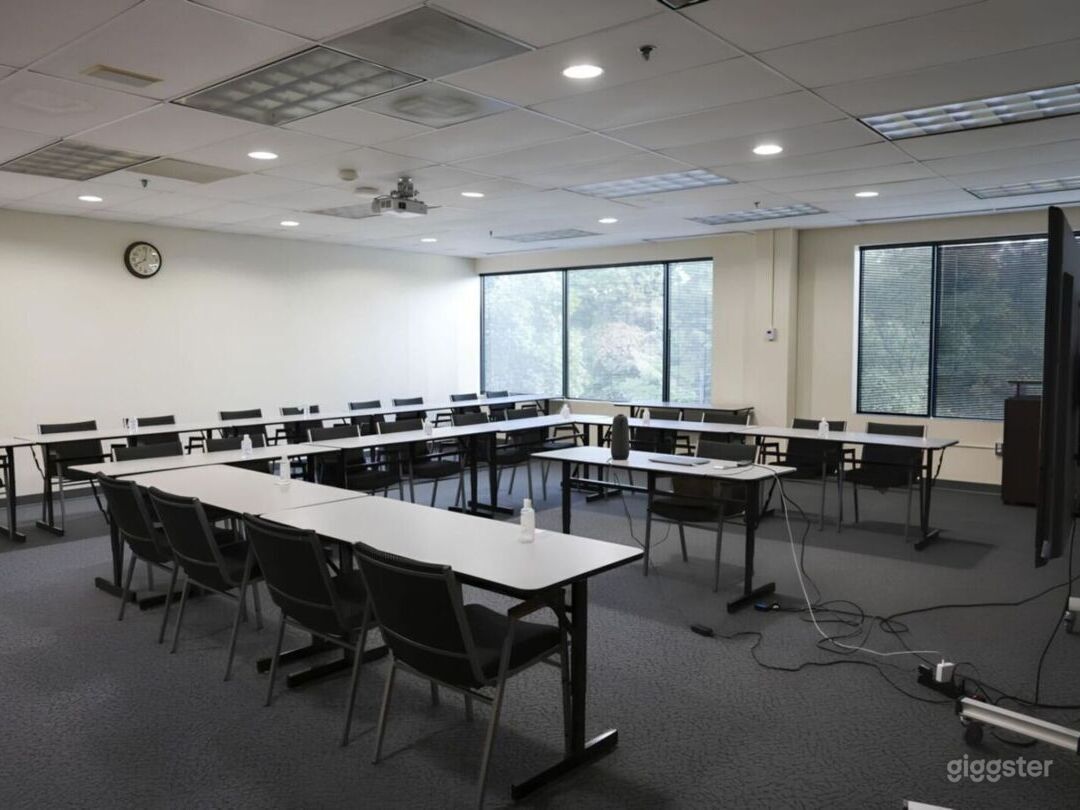 40-Person Training Room/Conference Center | Rent this location on Giggster
