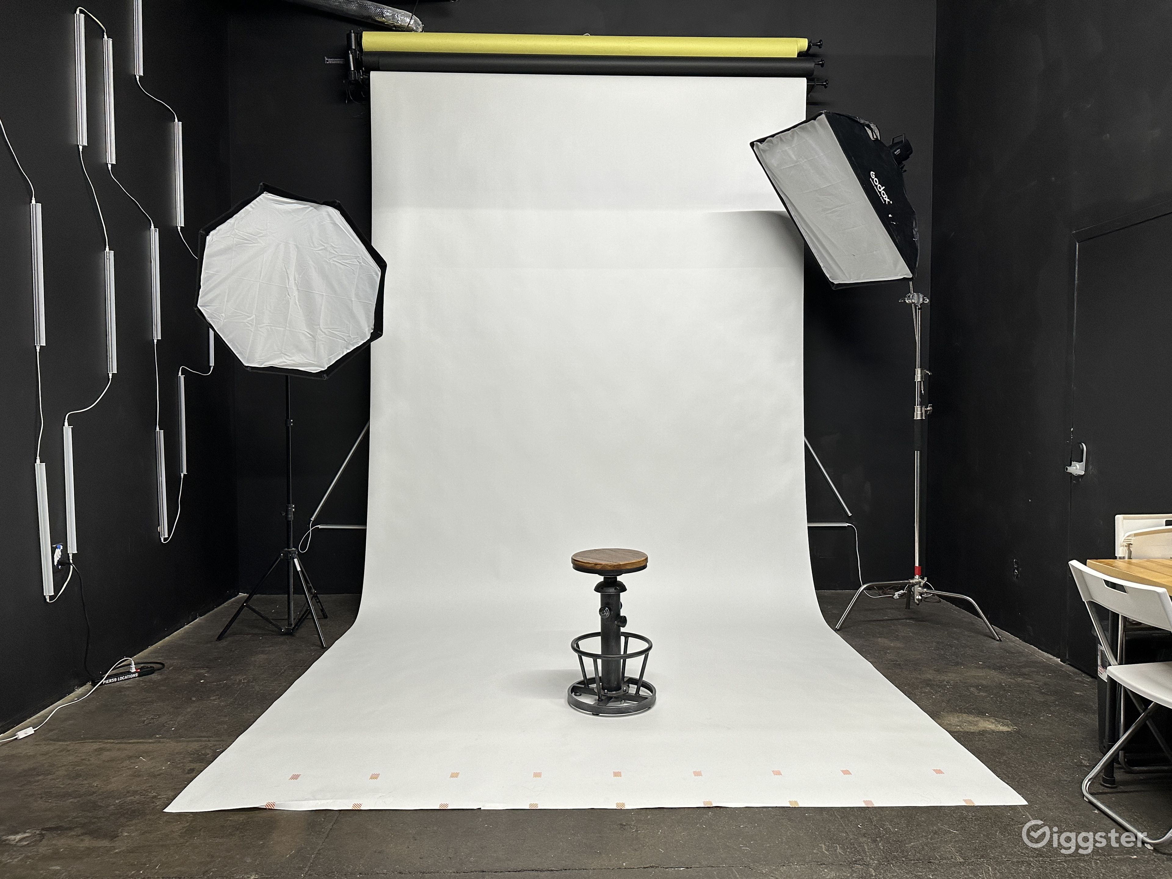 Blackout Backdrops Studio | Rent this location on Giggster