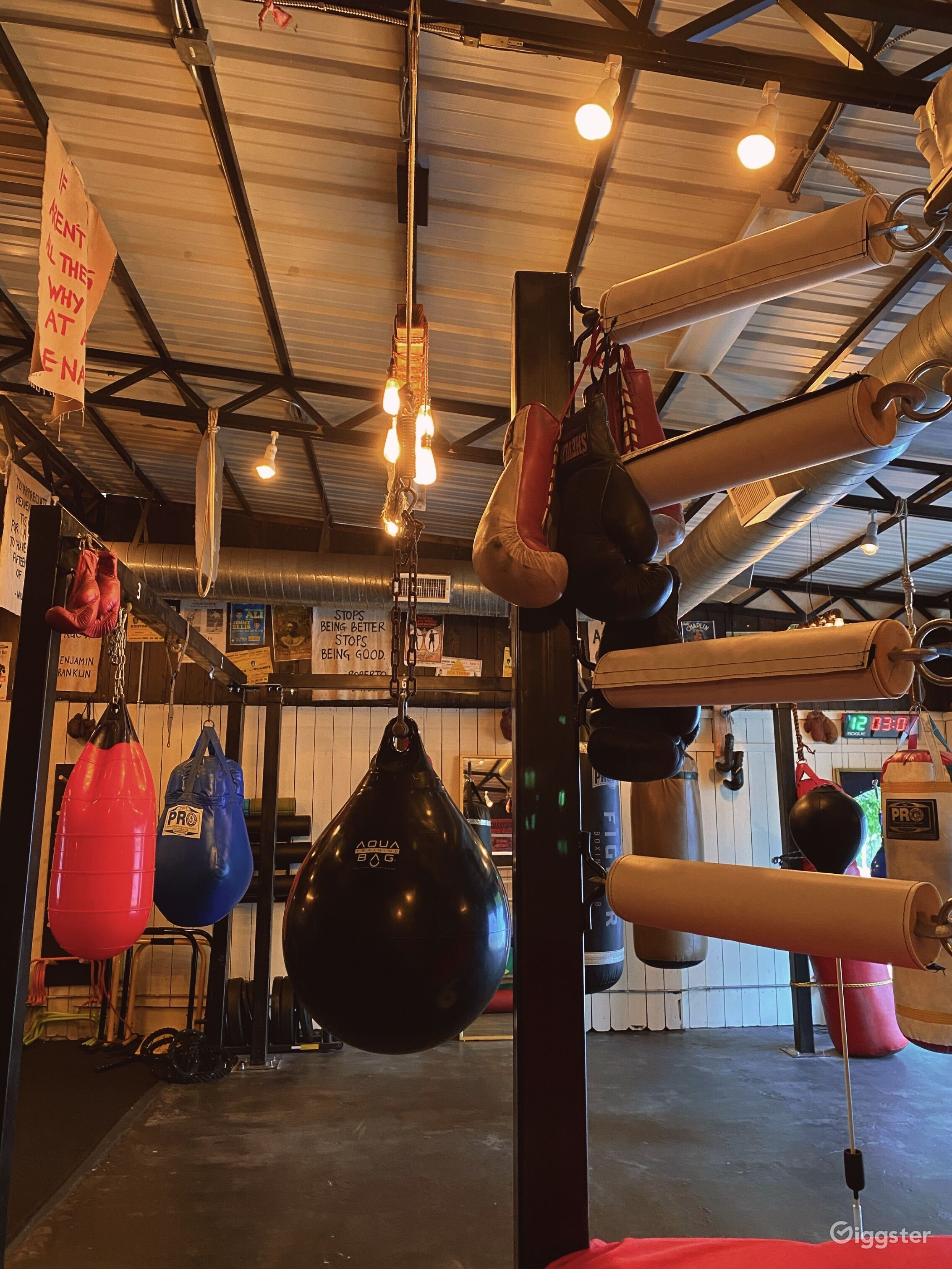 Vintage Boxing Gym | Rent this location on Giggster