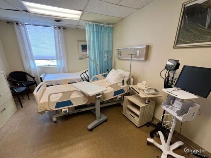 Hospital Room with Check-up Room for filming | Rent this location on ...