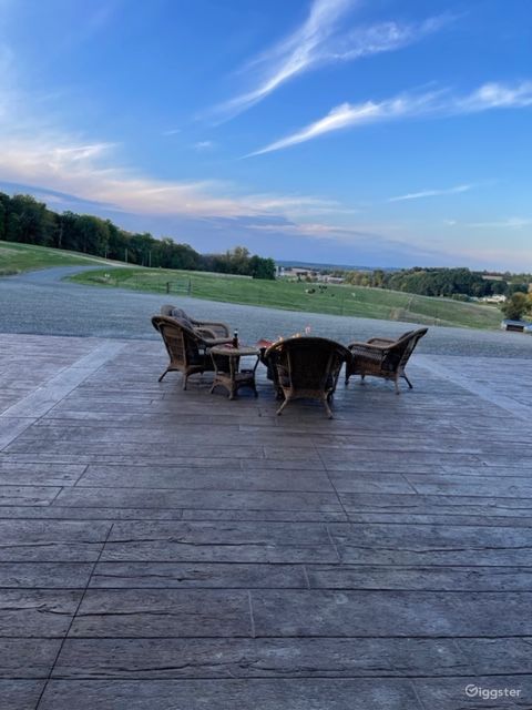 Creekside Ranch | Rent this location on Giggster