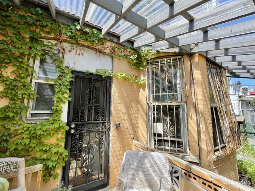 2 Full Floors Townhouse & Garden Rustic & Historic | Rent this location ...