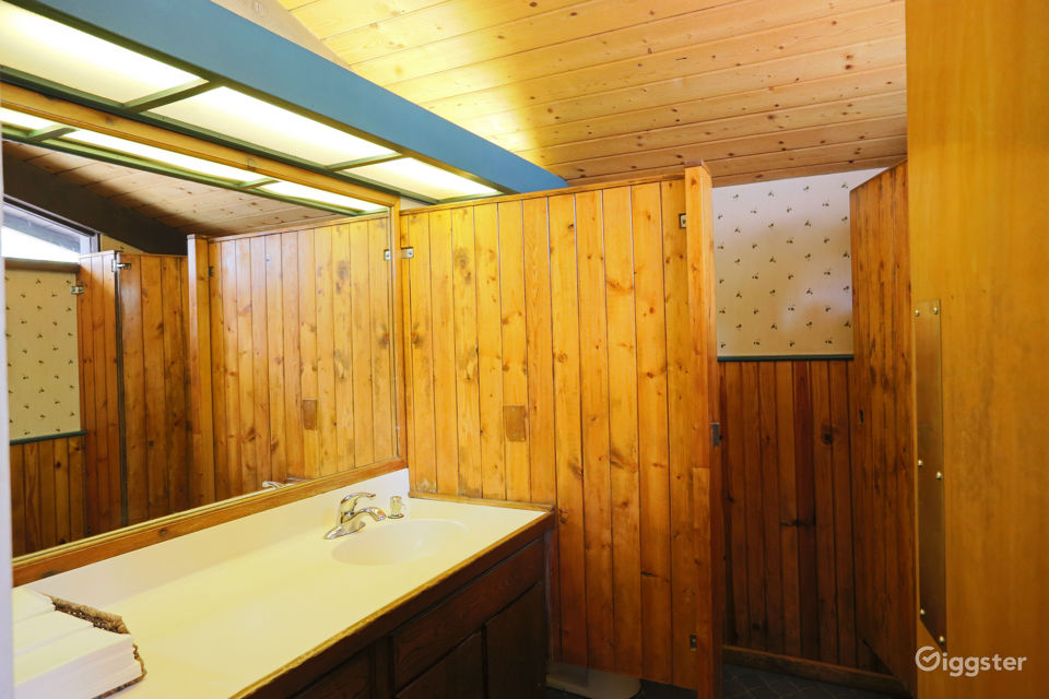 Rustic Lodge Restaurant surrounded by Mountains | Rent this location on ...