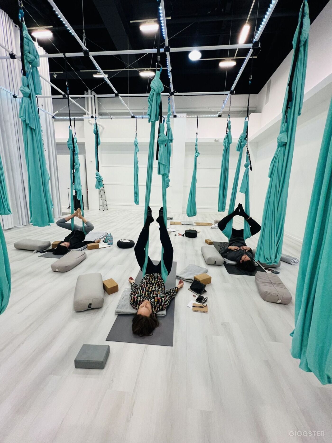 Aerial Studio, Gym, High Ceiling, Yoga and Dance | Rent this location ...
