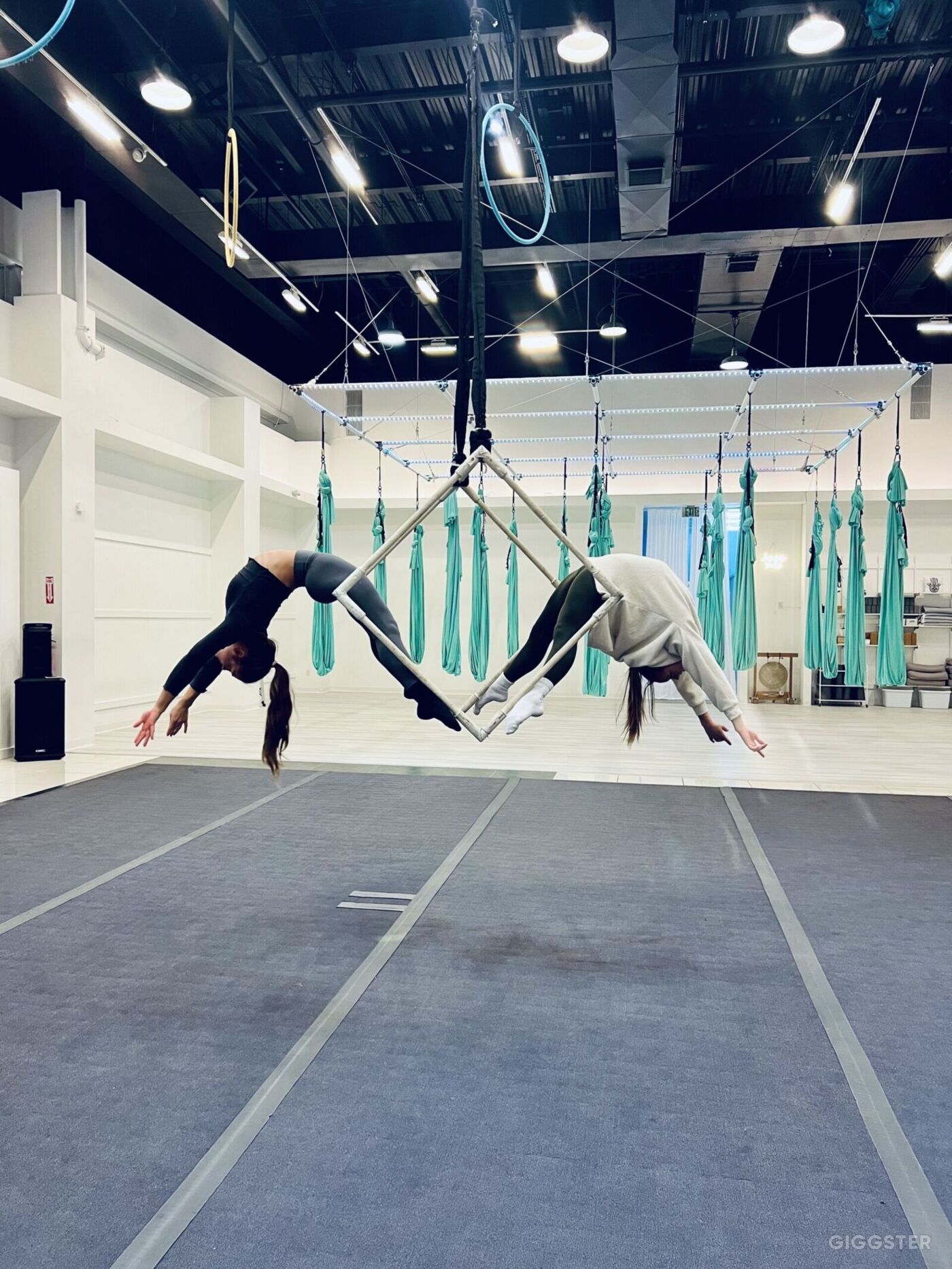 Aerial Studio, Gym, High Ceiling, Yoga and Dance | Rent this location ...
