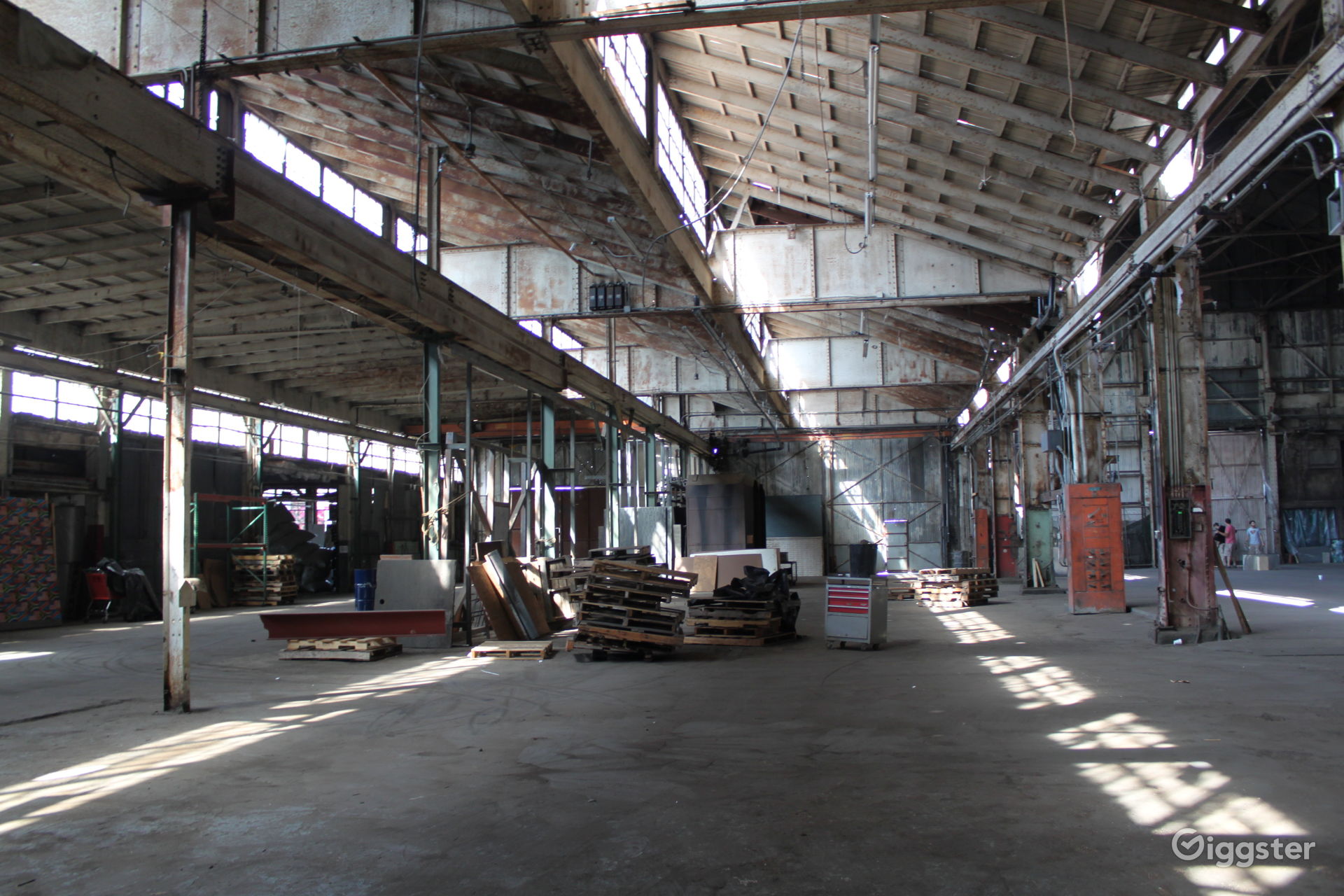 The BEST Warehouse spaces for rent near me | Giggster