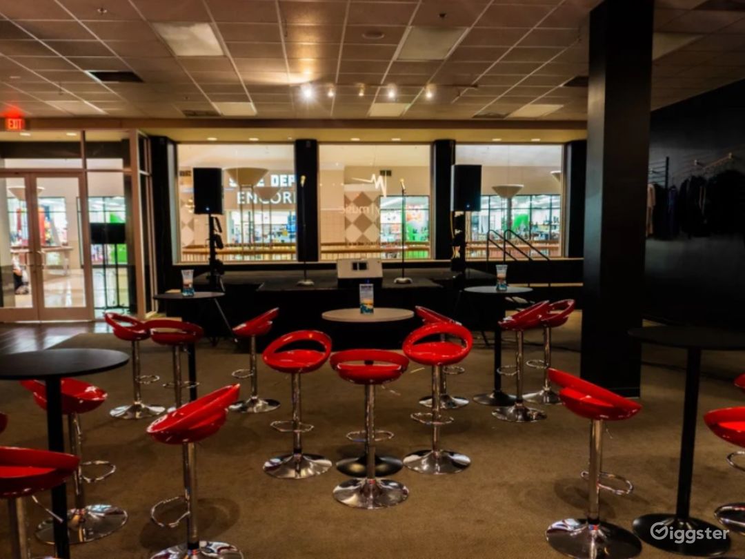 Cozy Showcase Area in Gastonia | Rent this location on Giggster