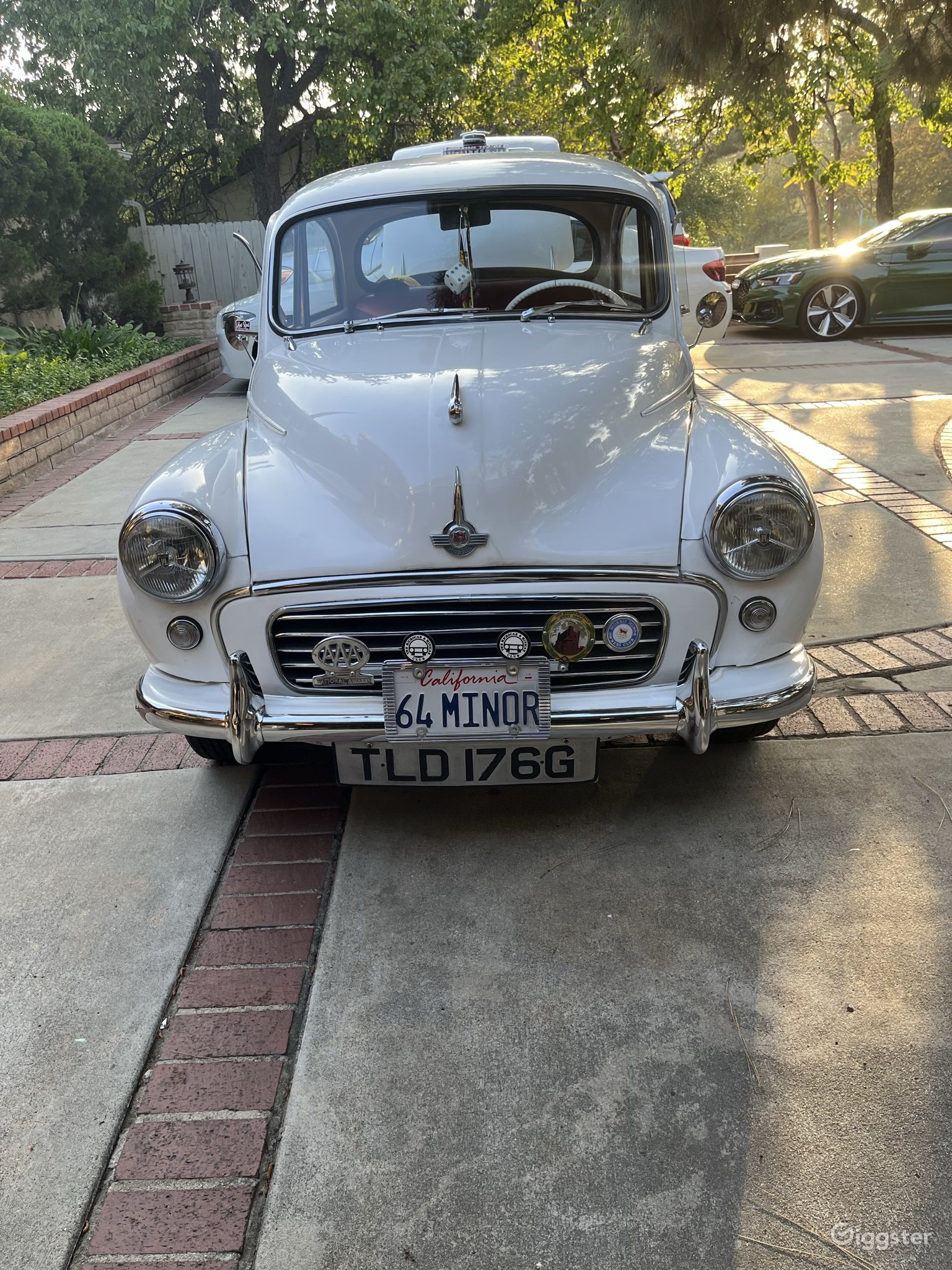 Classic Morris Miner 1000 | Rent this location on Giggster