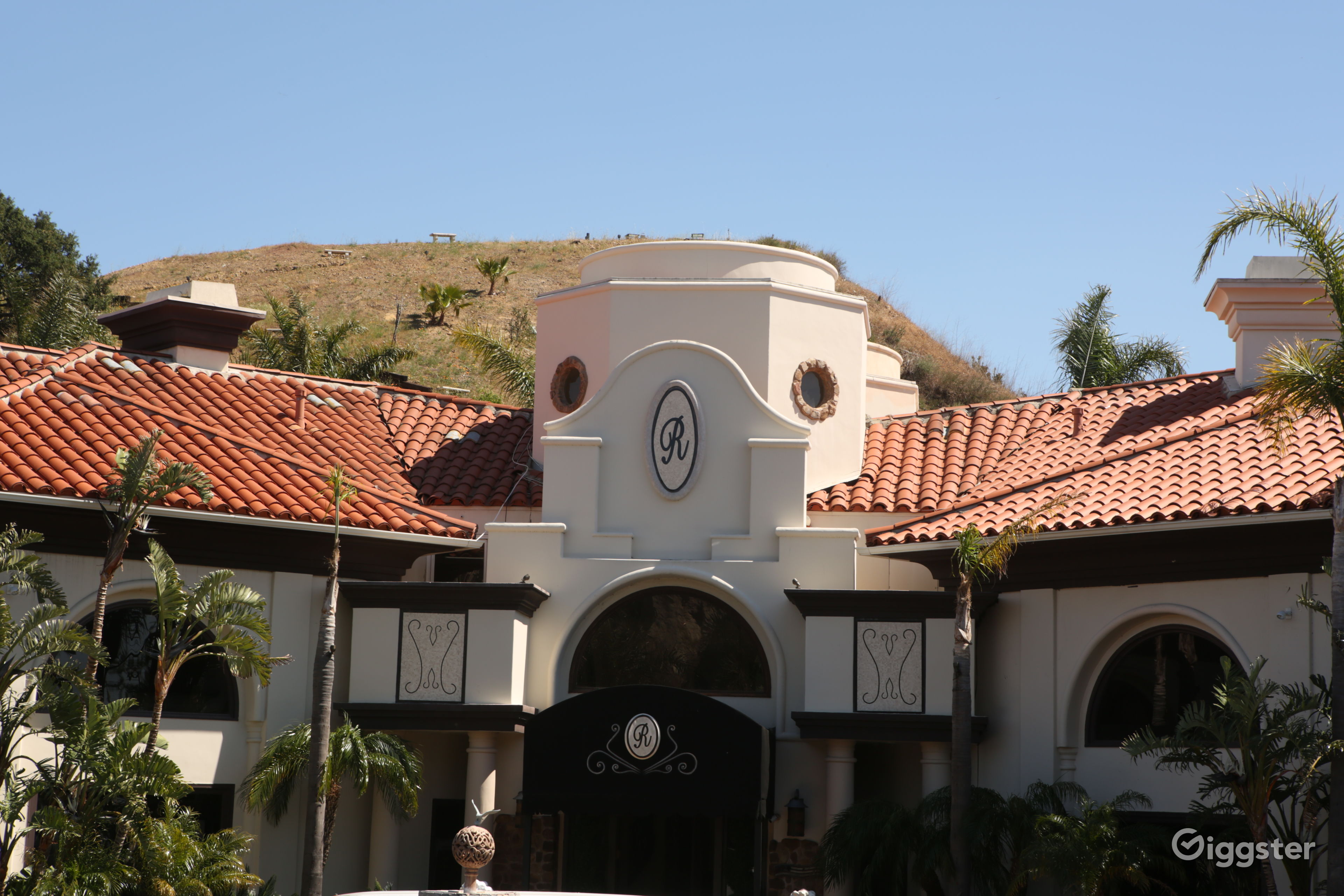 Orange County Mansion and Vineyard | Rent this location on Giggster