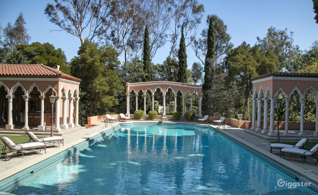 The Famous and Iconic Estate | Rent this location on Giggster