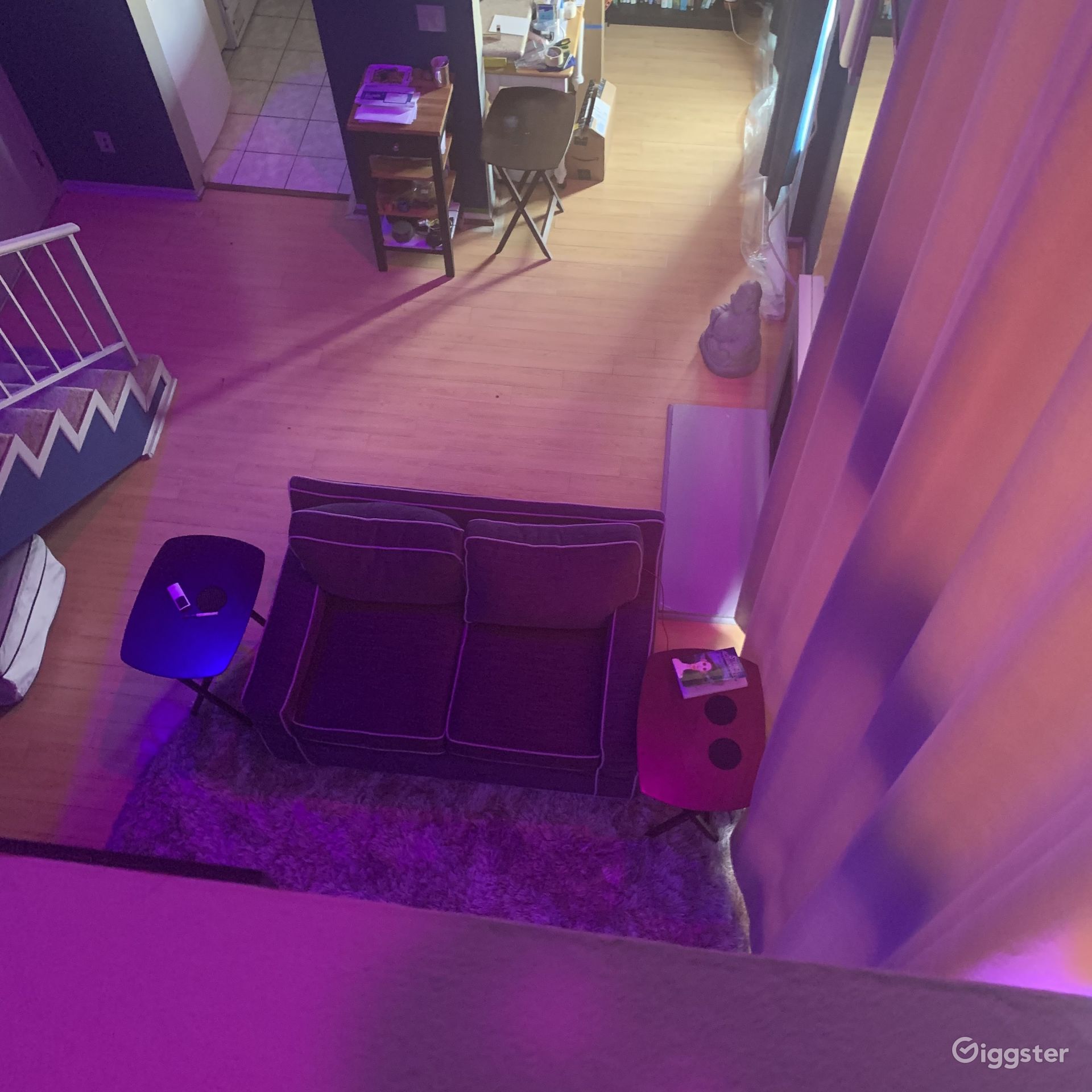 1 bed/2 bath loft 18-ft ceilings modern decor | Rent this location on ...