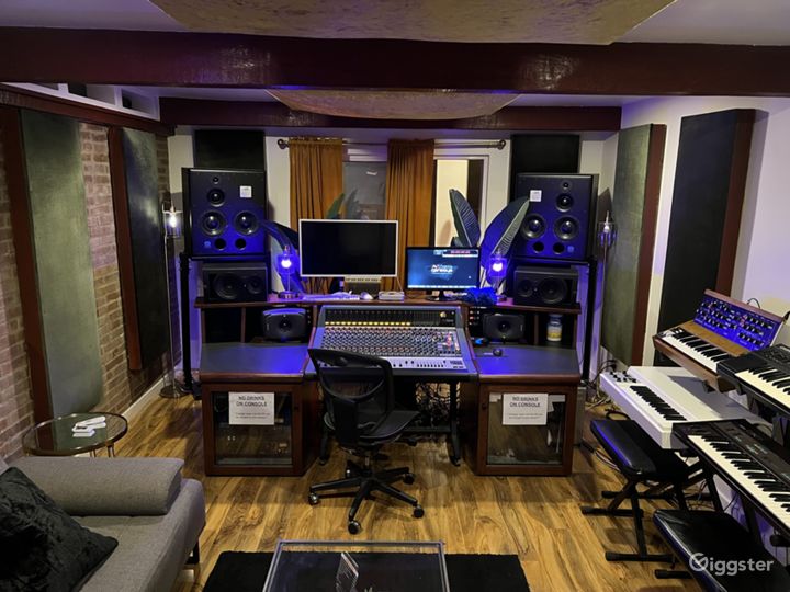 Hollywood Hills Vibey Recording Studio w/Neve | Rent this location on ...