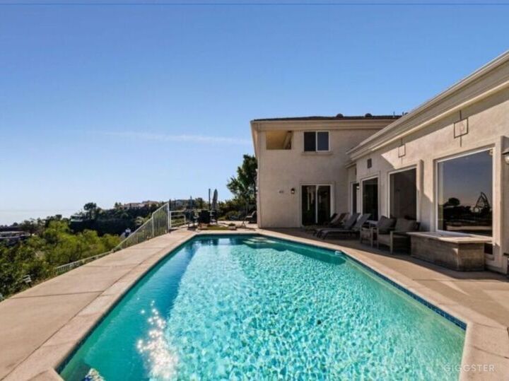 MALIBU OCEANVIEW HOME | INFINITY POOL | Rent this location on Giggster