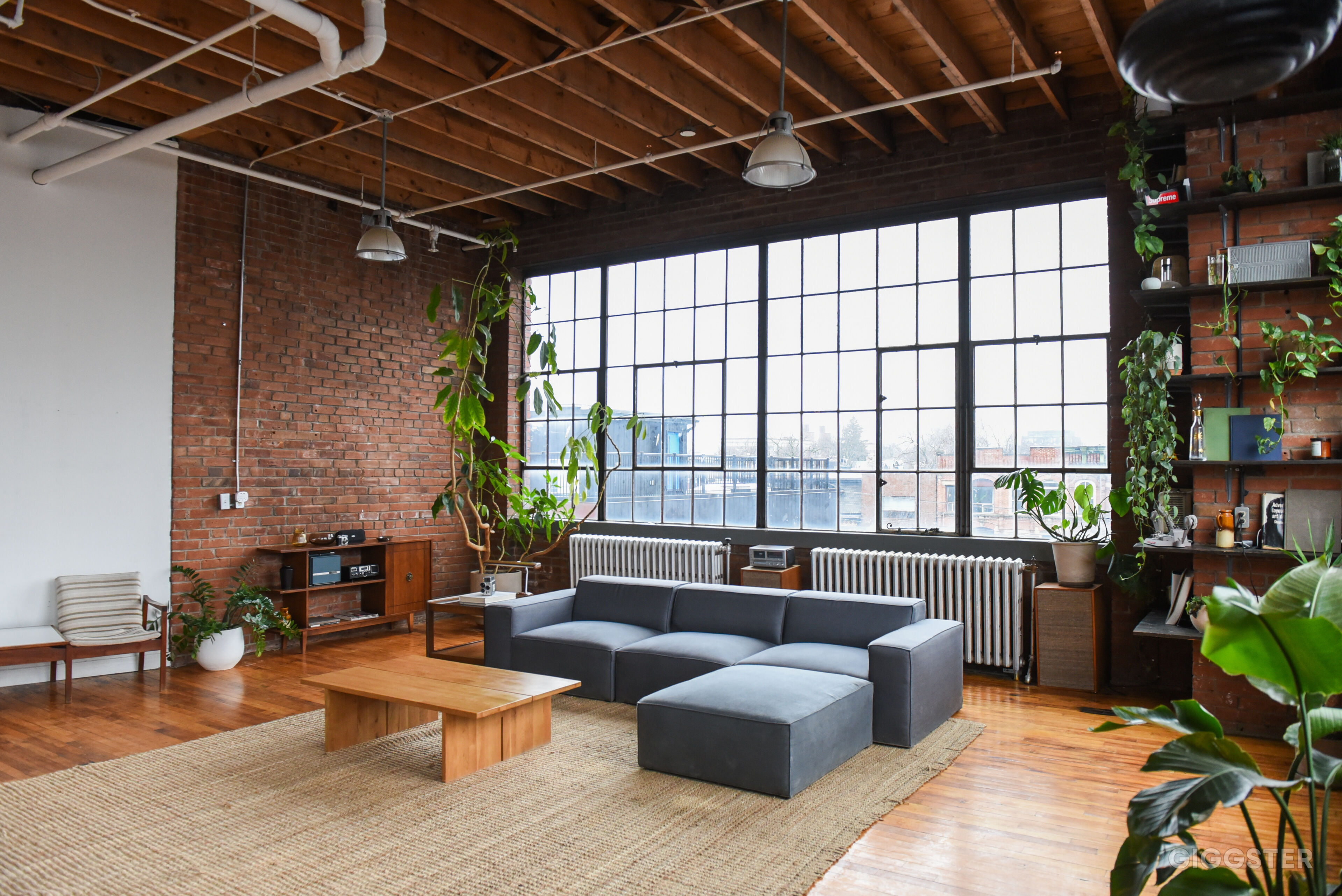 Exposed Brick Loft Studio | Rent this location on Giggster
