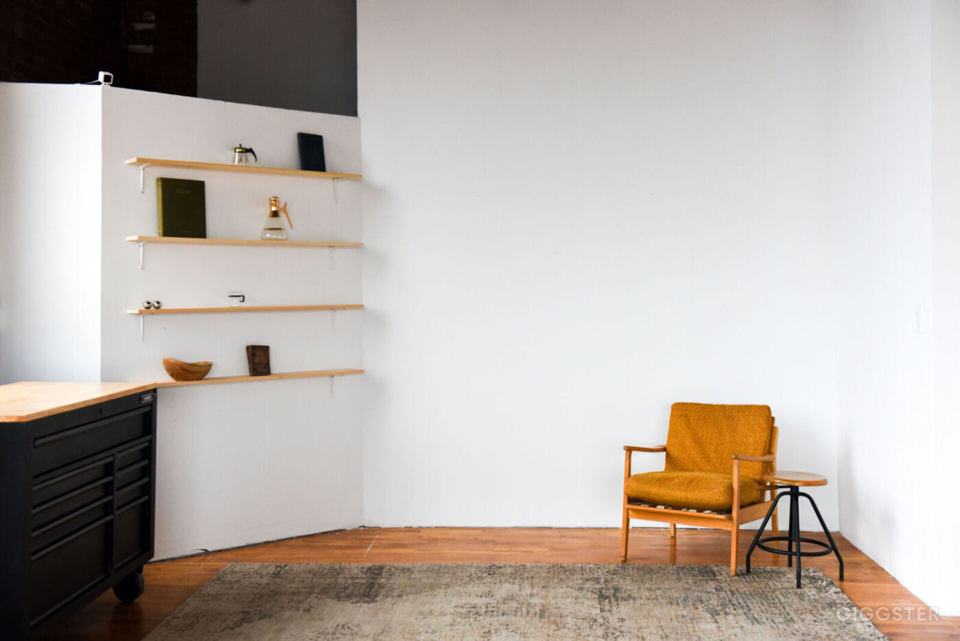 Exposed Brick Loft Studio | Rent this location on Giggster