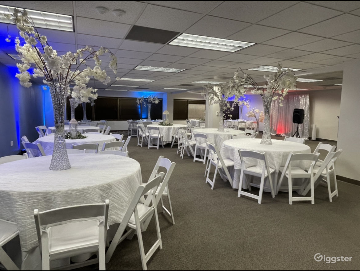 Suite 470: TWELVE STEPS (LAX) | Rent this location on Giggster