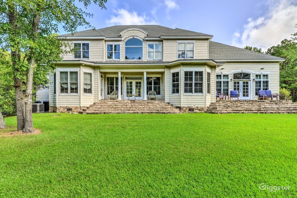 6,000 Square Foot House on 20-Acre Country Estate | Rent this location ...