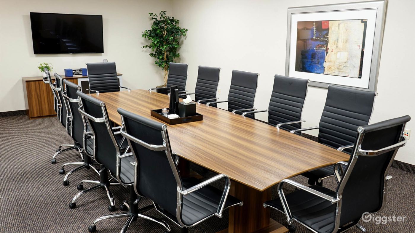 12-Person Conference Room at Downtown Fort Worth | Rent this location ...