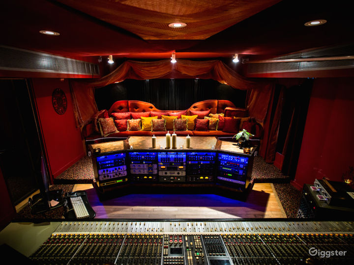 Studio A - Moroccan | Rent this location on Giggster