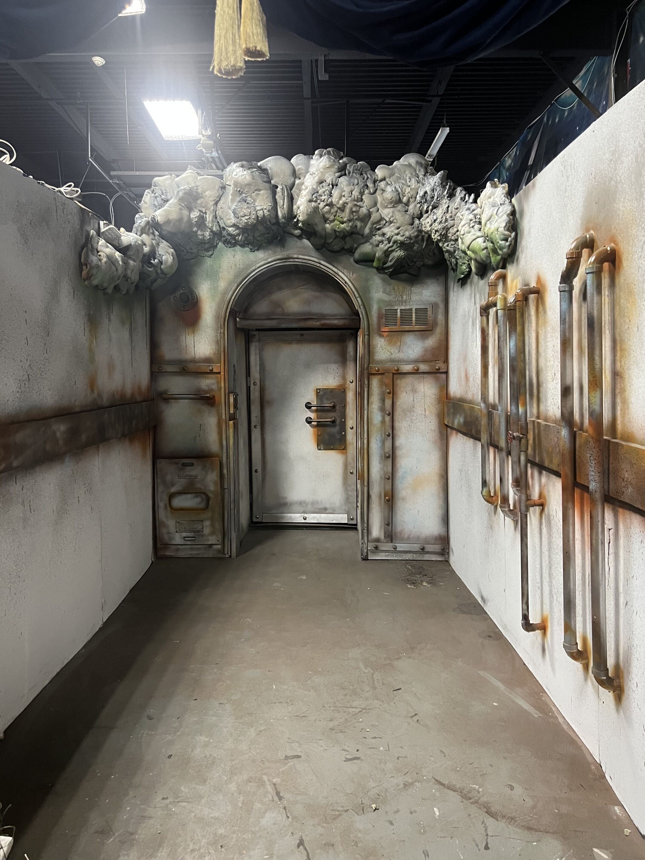 Venue, Lounge, Haunted House Rooms, Field | Rent this location on Giggster