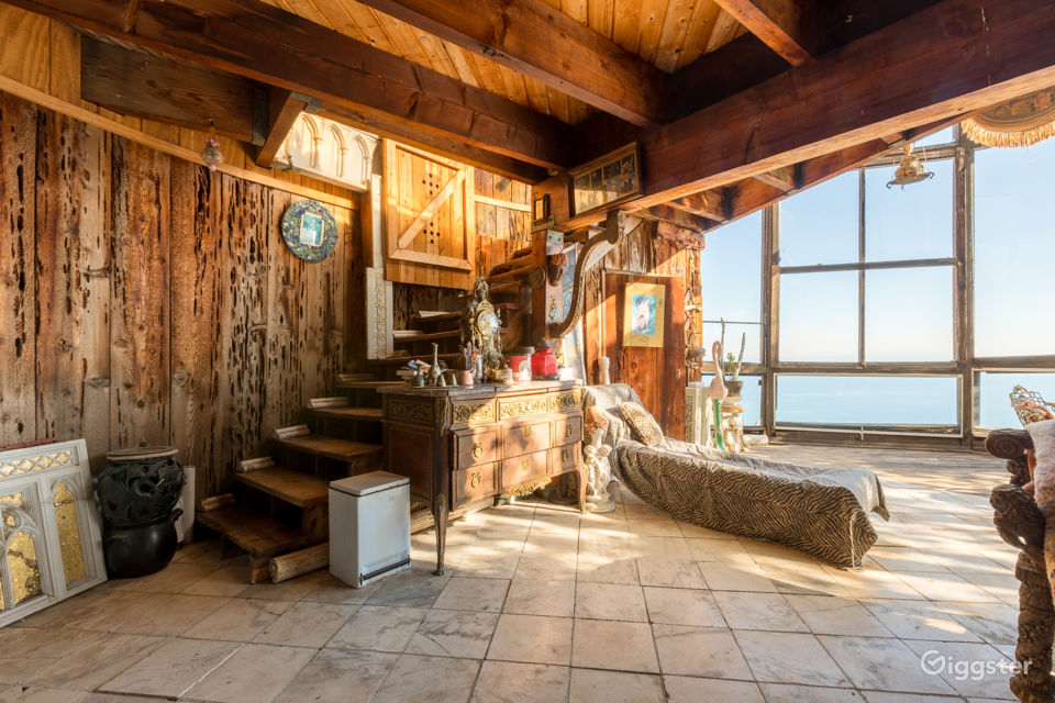 Moonfire Ranch | Rent this location on Giggster