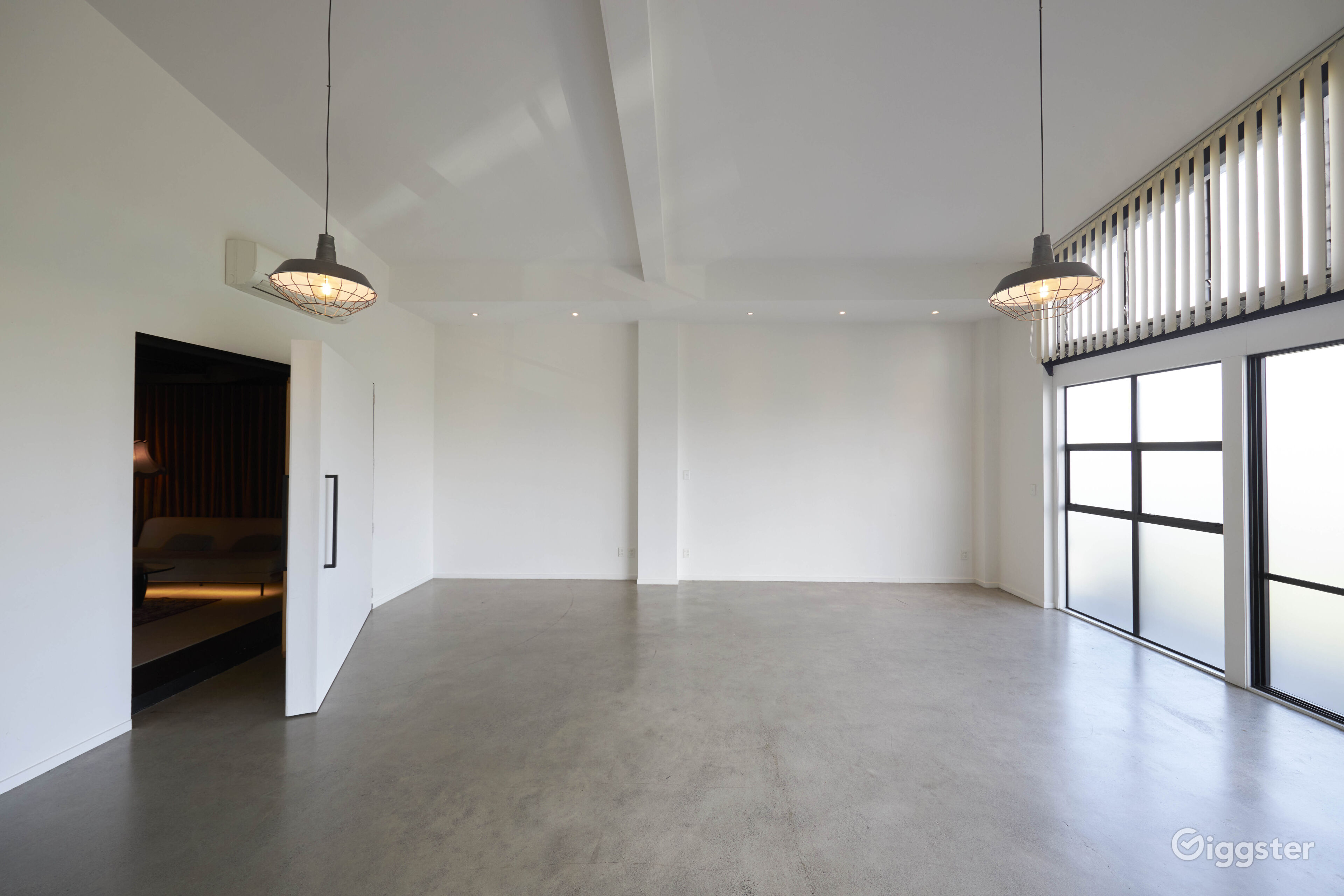 Stunning Loft with a view - Photoshoots & Events | Rent this location ...