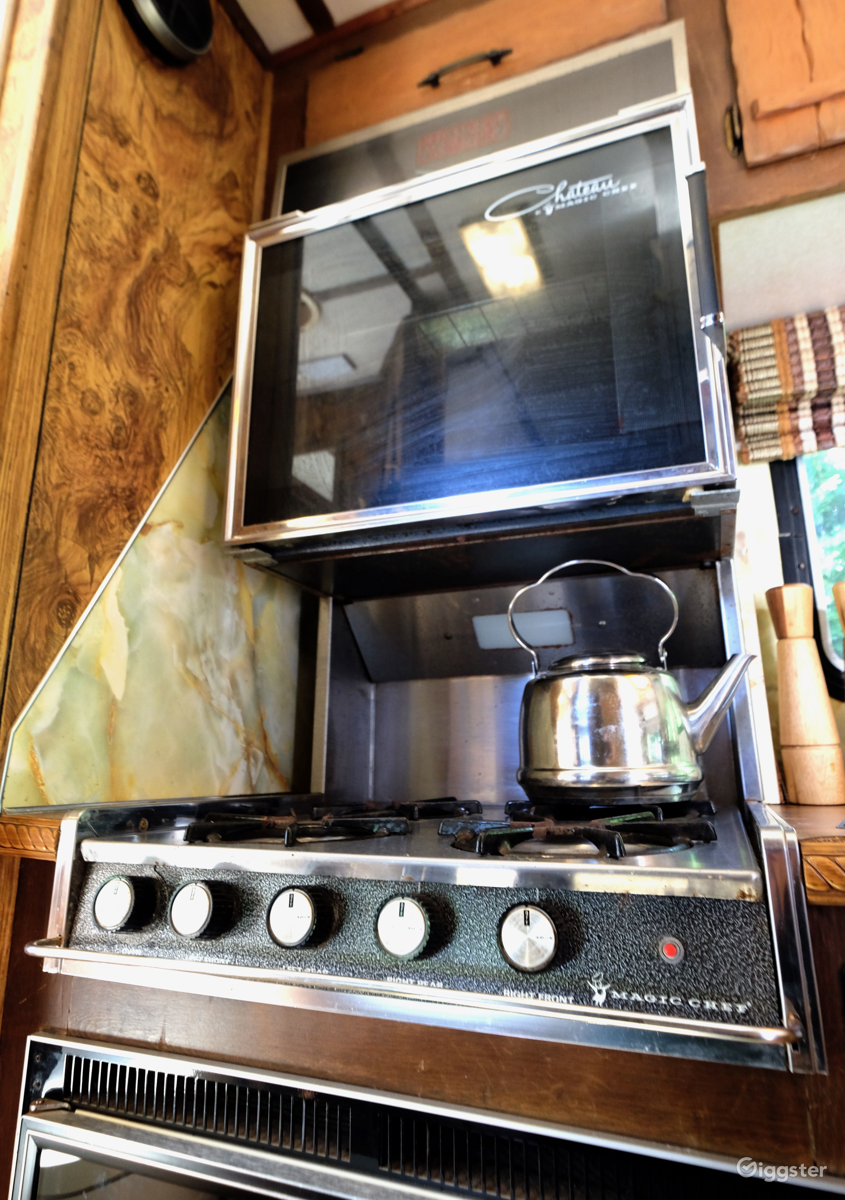 Iconic 80s Americana Motorhome | Rent this location on Giggster