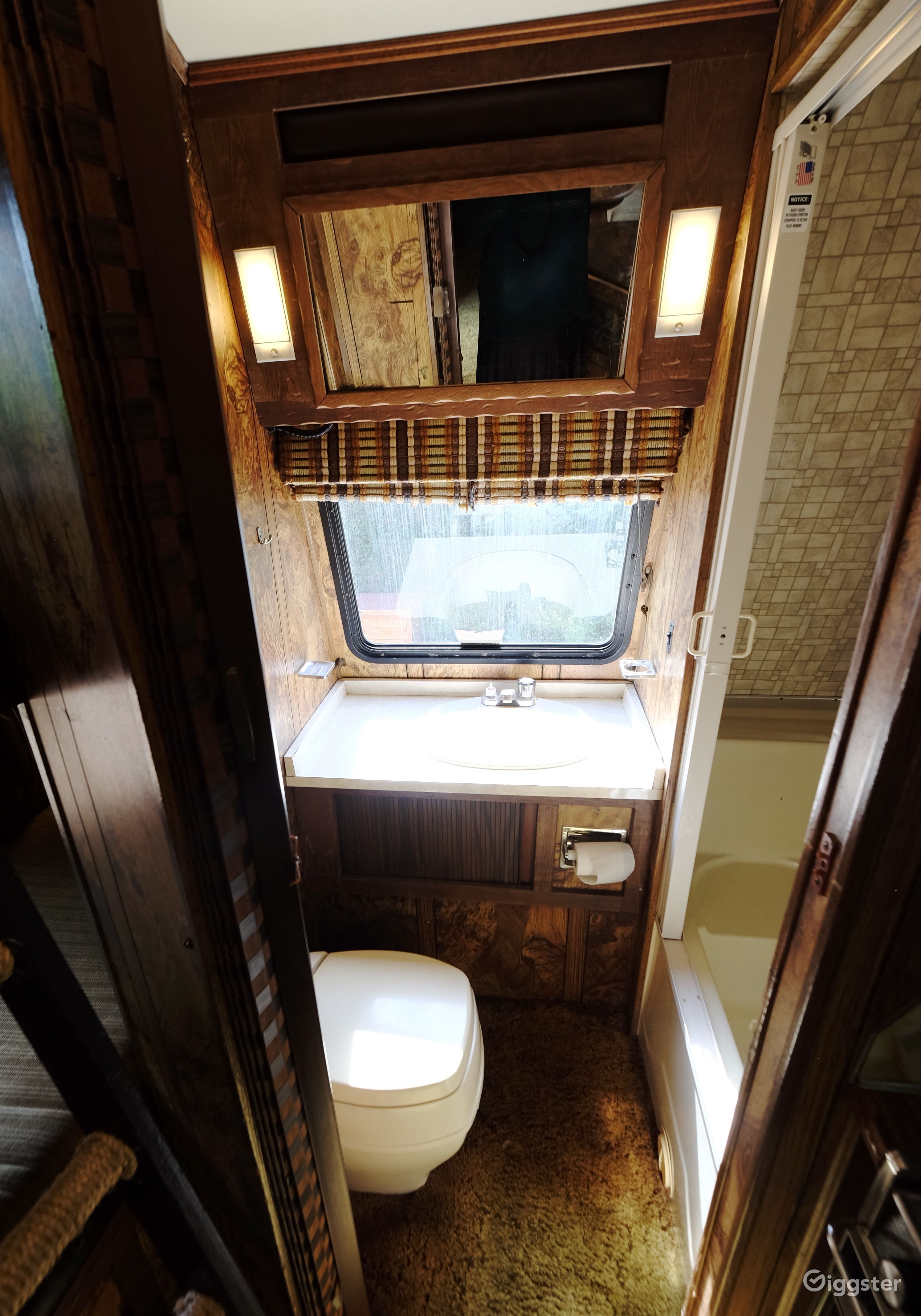 Iconic 80s Americana Motorhome | Rent this location on Giggster