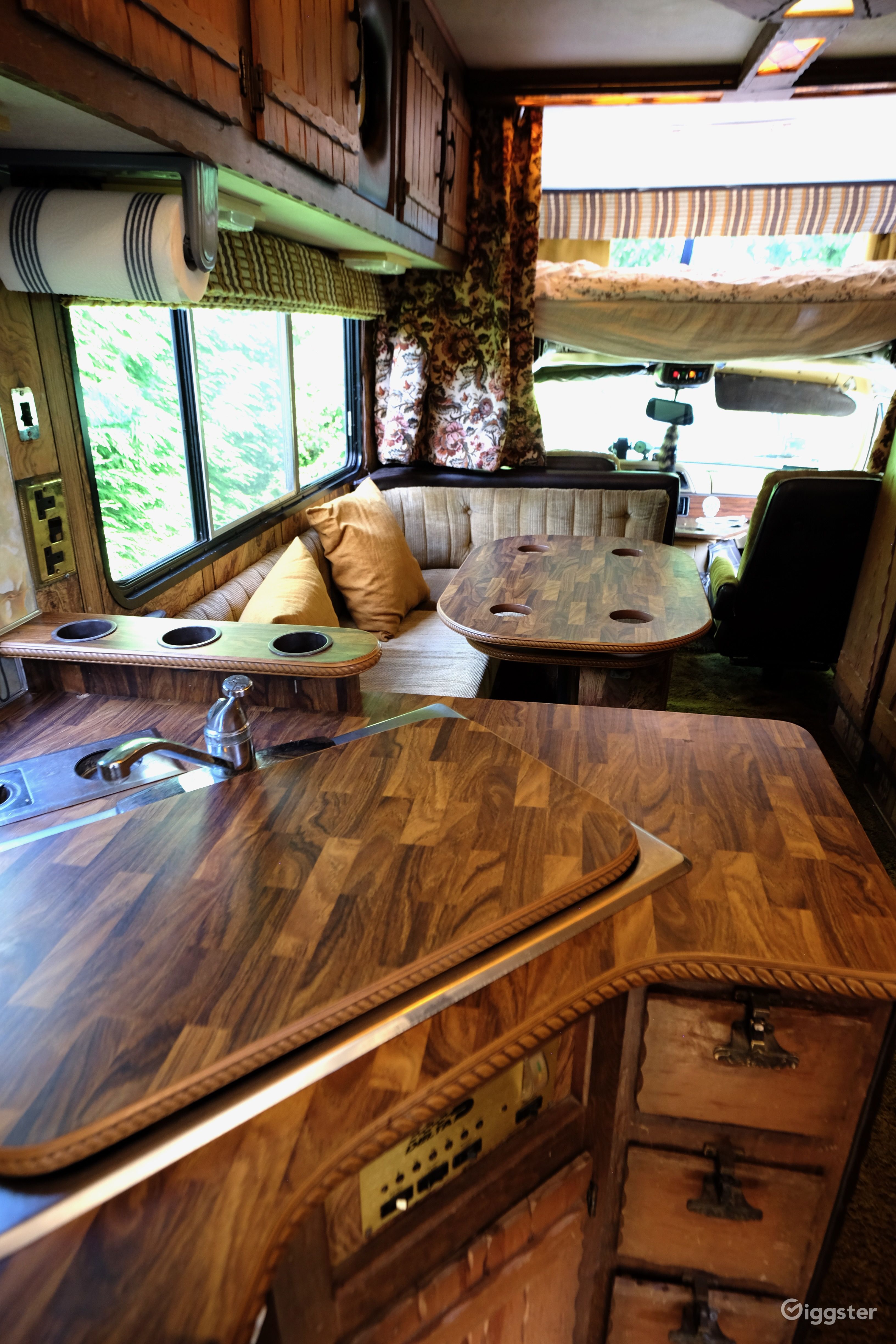 Iconic 80s Americana Motorhome | Rent this location on Giggster