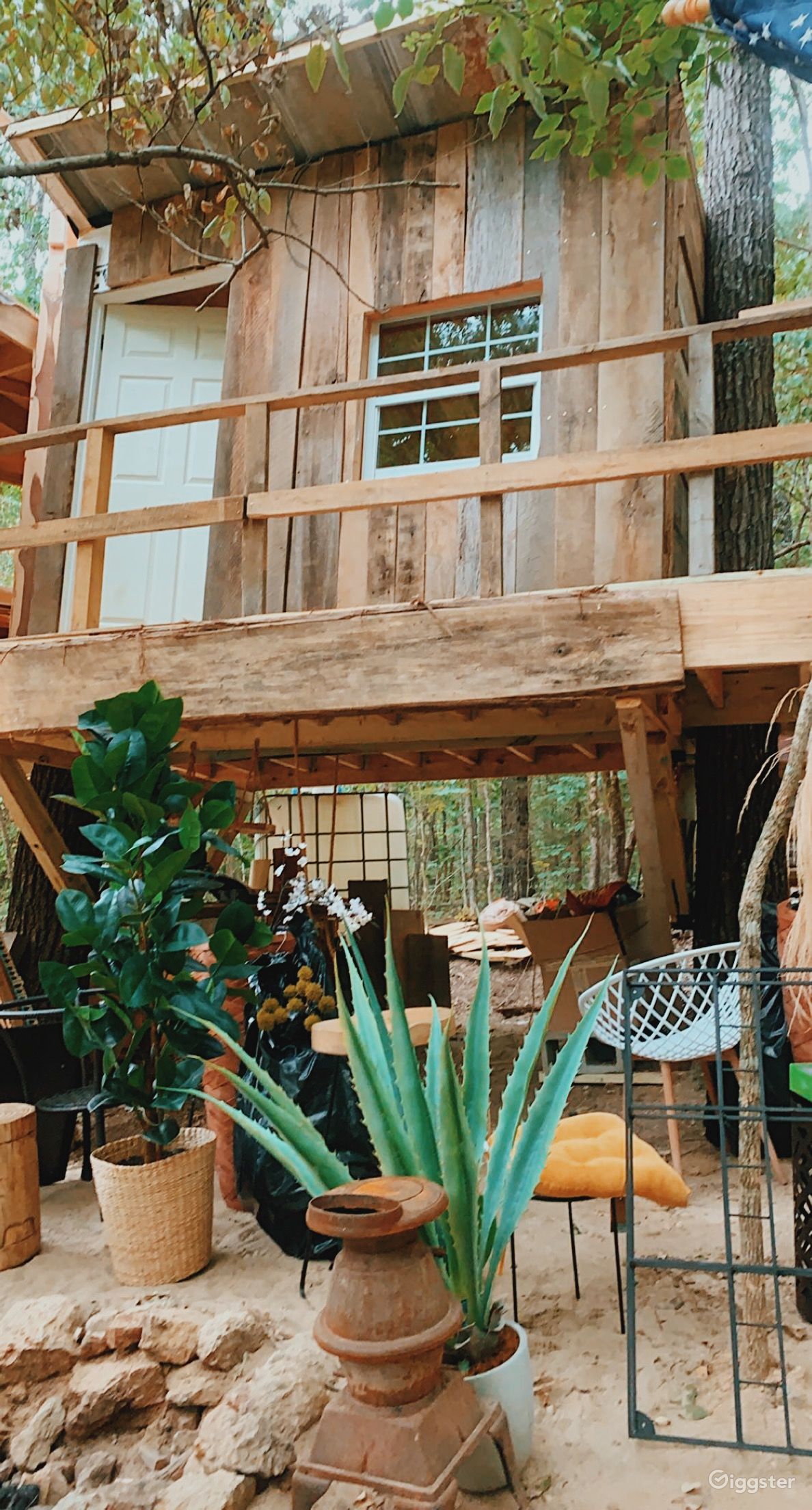 Terrapin Station Mountain Treehouse Compound | Rent this location on ...