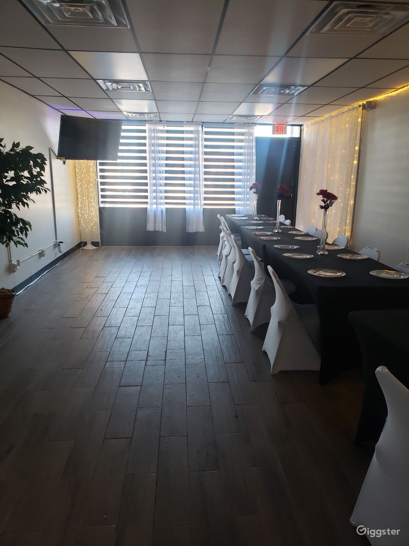 Intimate & Cozy BYOB Event Space | Rent this location on Giggster