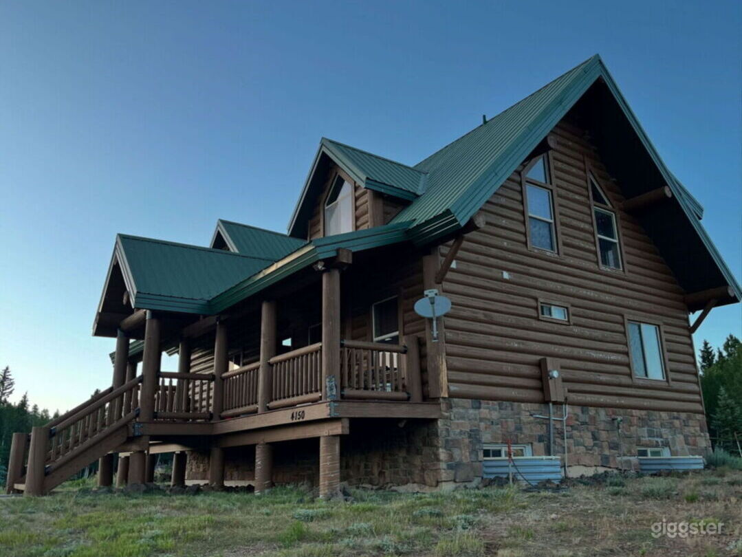 Southern Utah mountain rustic cabin | Rent this location on Giggster