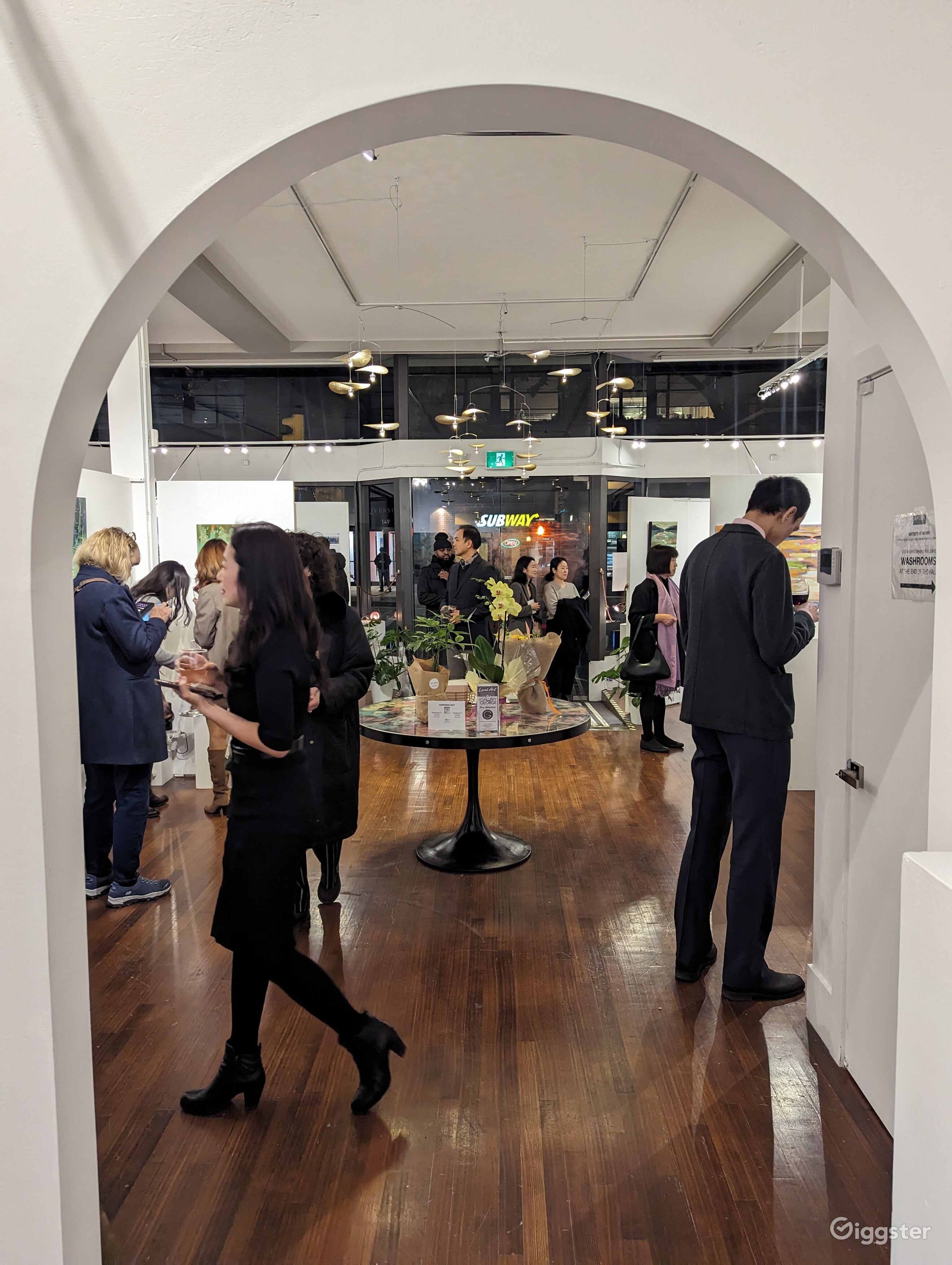 Beautiful and Elegant Art Gallery | Rent this location on Giggster