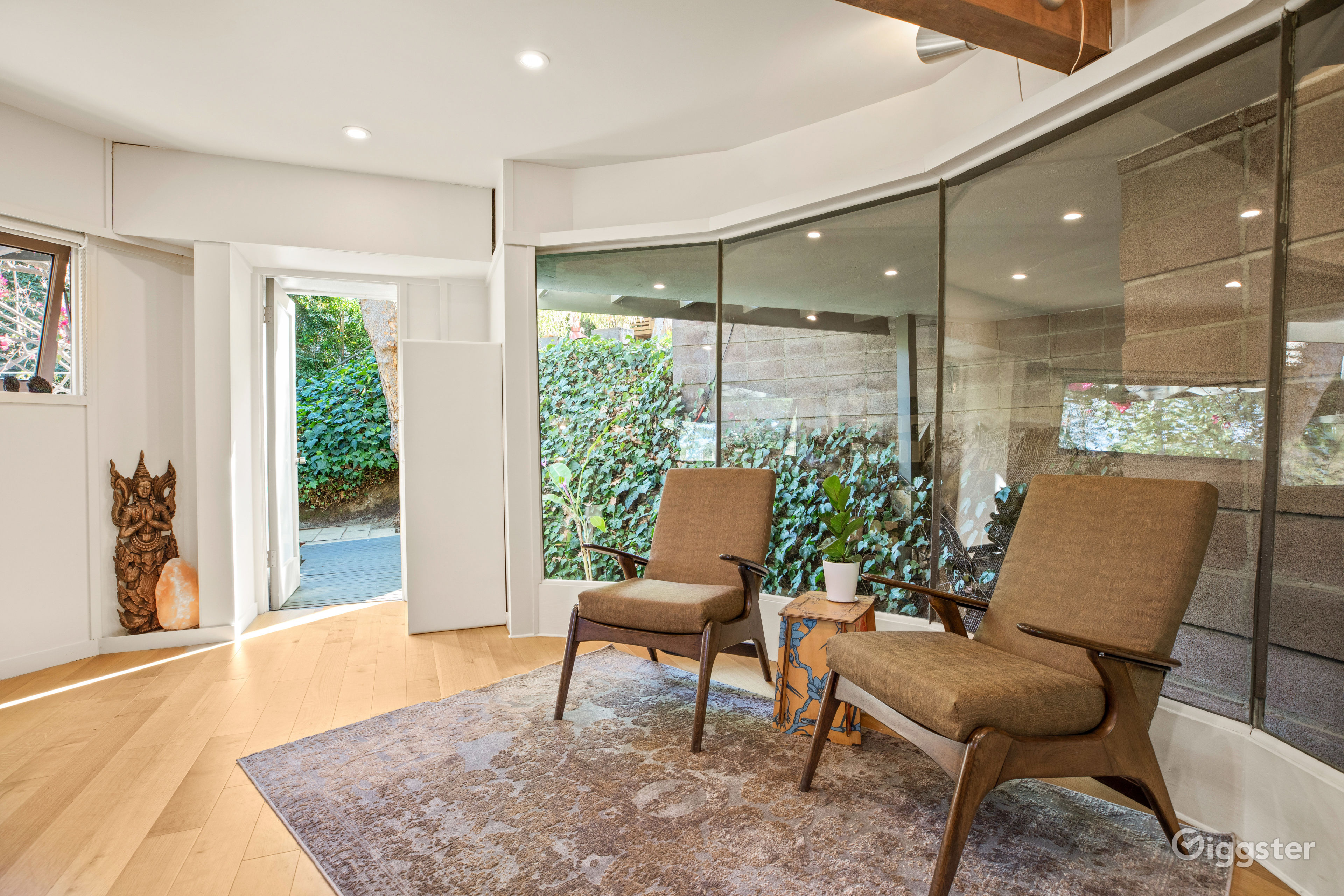 Schindler - Tischler House | Rent this location on Giggster