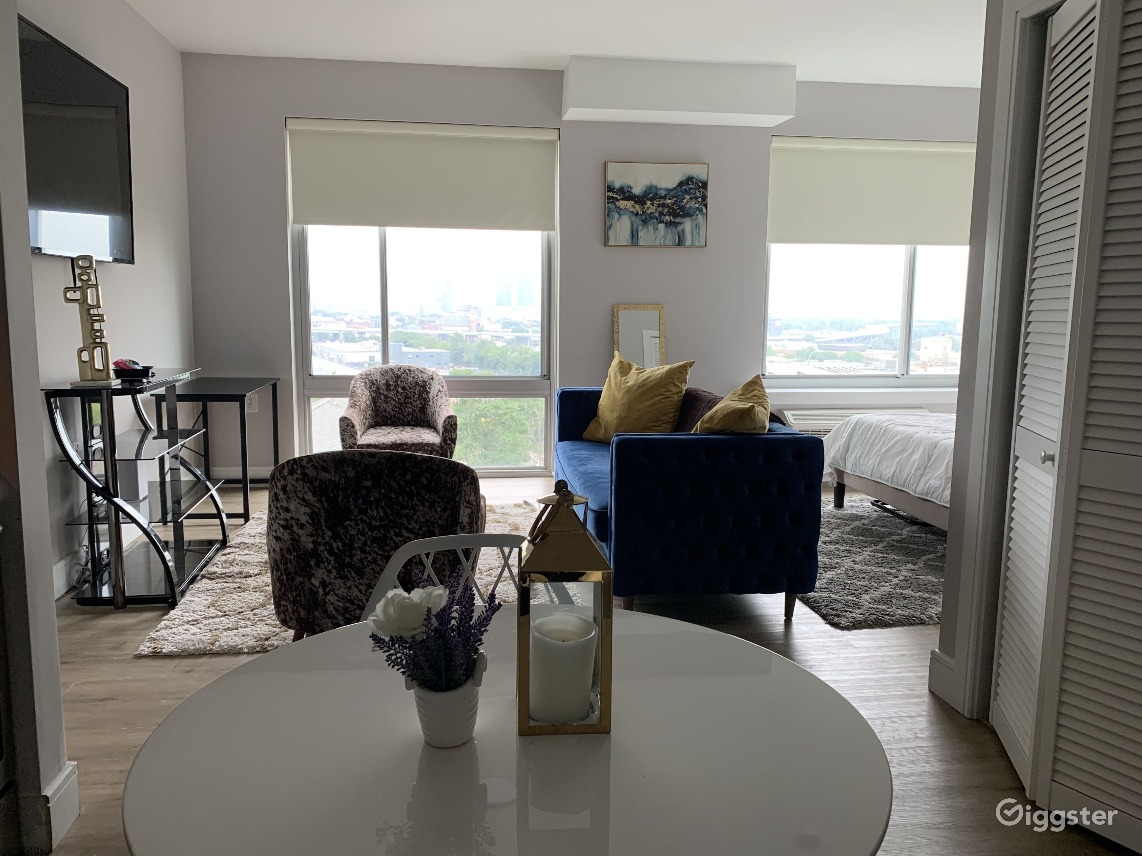 Luxury studio/1 bedroom | Rent this location on Giggster