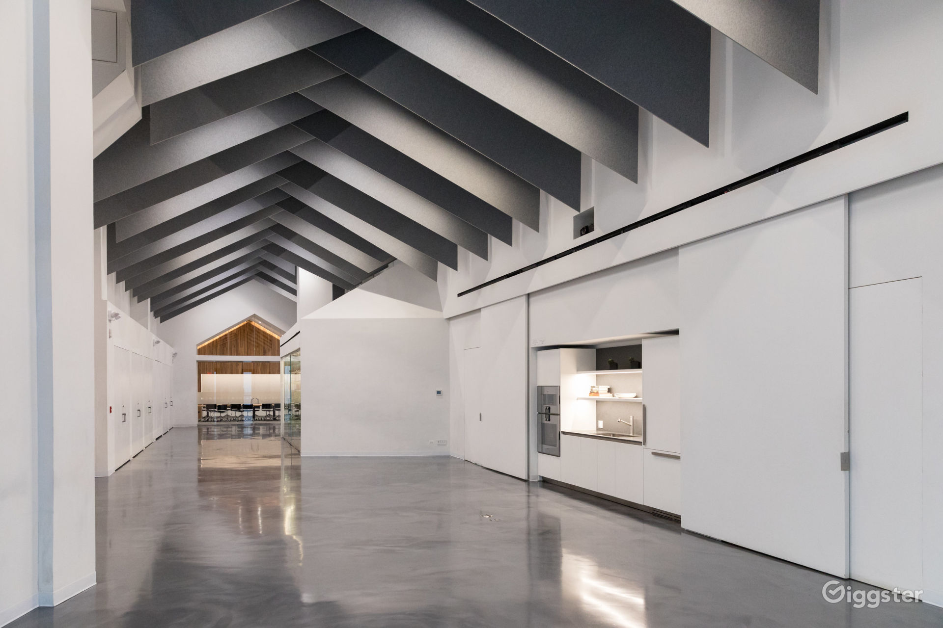 Sustainable White-Box Event Space NYC | Rent this location on Giggster