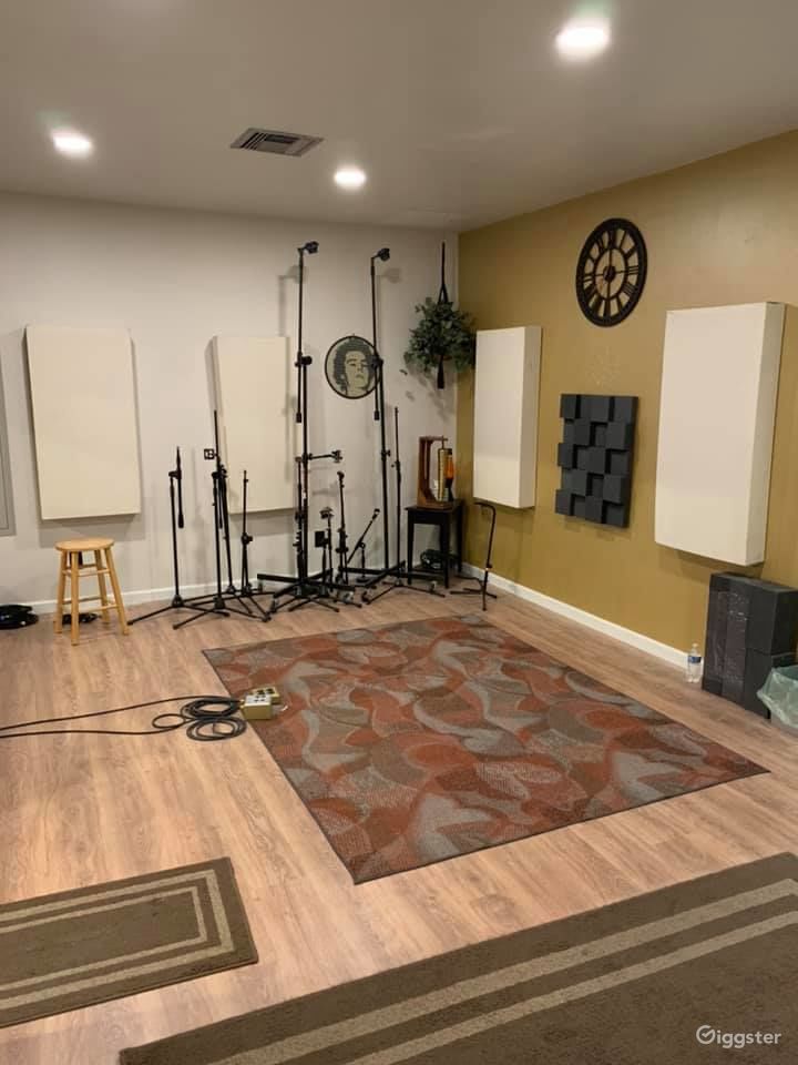 Fully-Equipped with an Old-School Feel Recording Studio in Reno | Rent ...