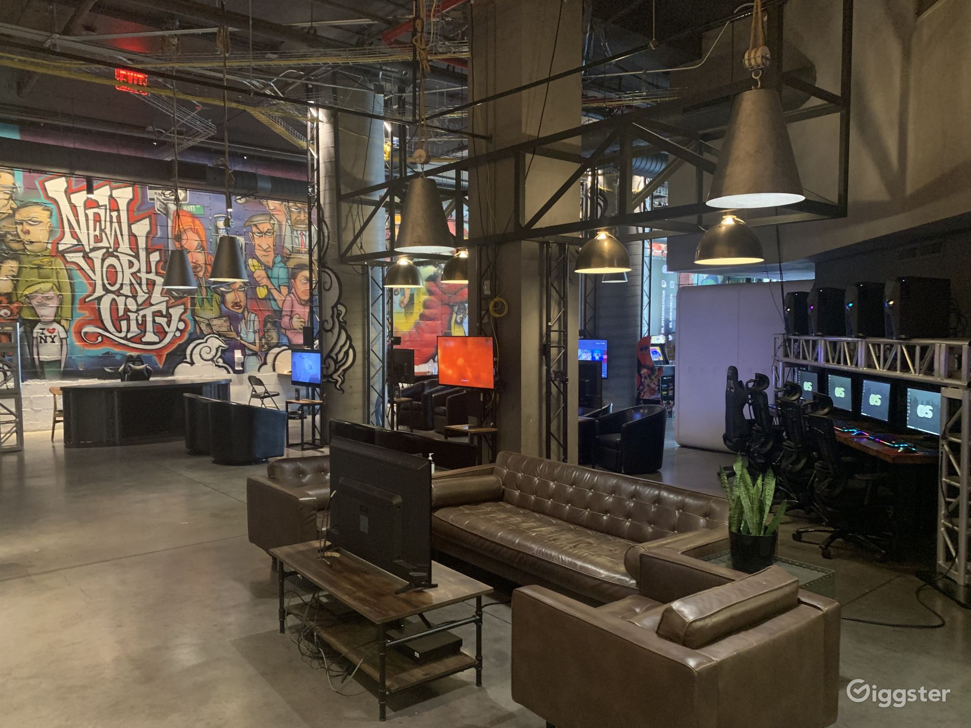 6000 SQ FT Event Space + Video Gaming Venue | Rent this location on ...