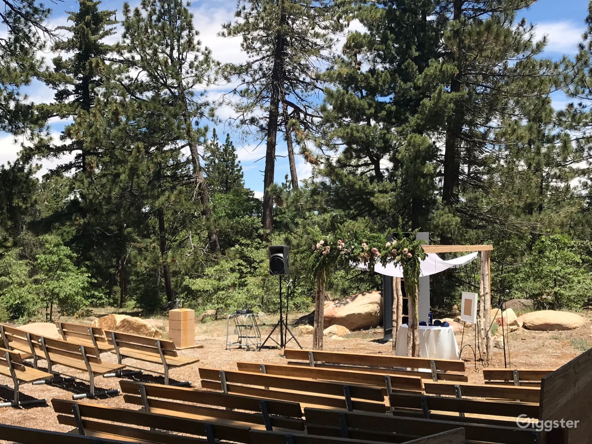 Outdoor Synagogue | Rent this location on Giggster