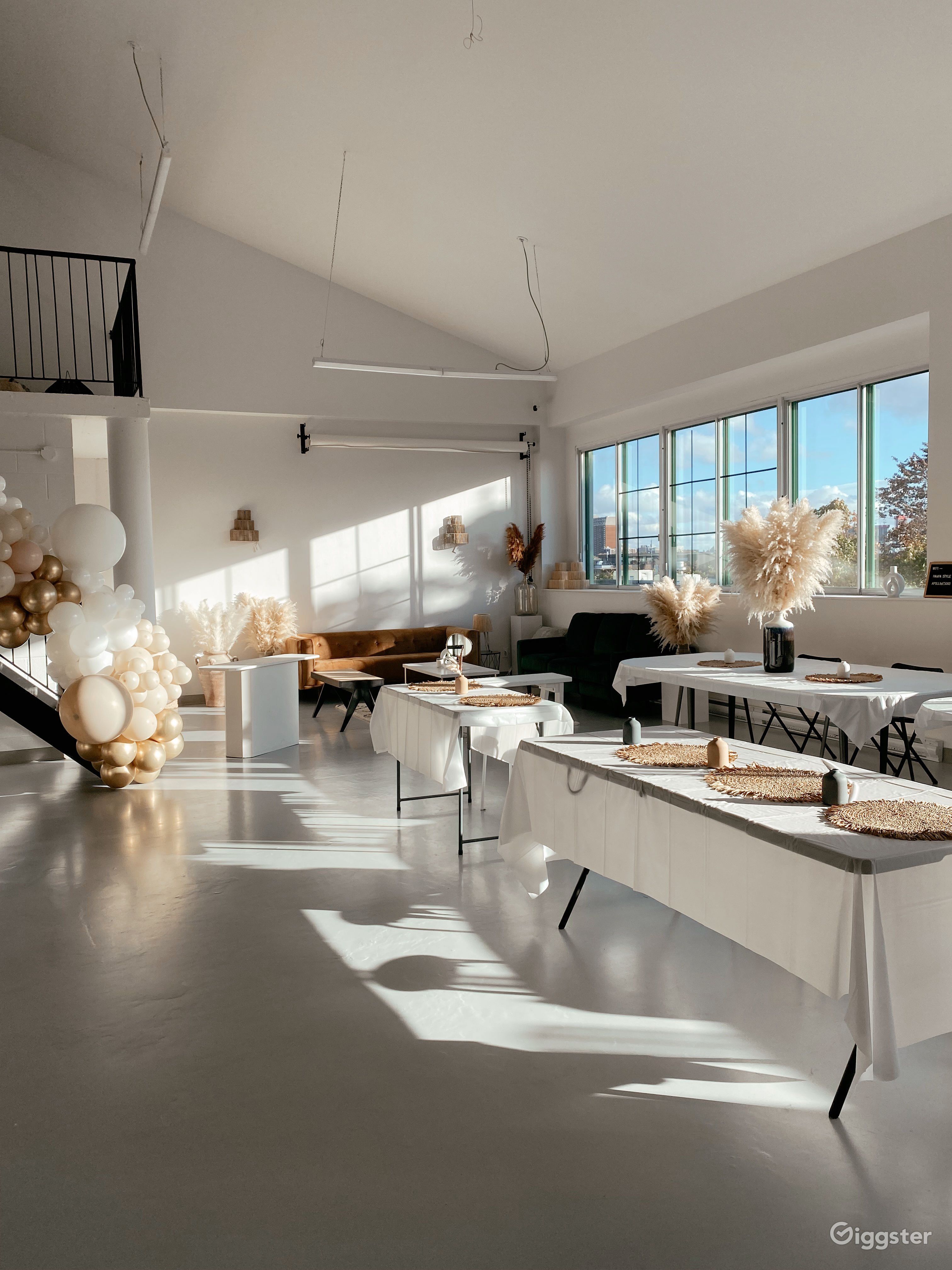 Montreal Boho Studio: Bright & Versatile - 2100sf | Rent this location ...