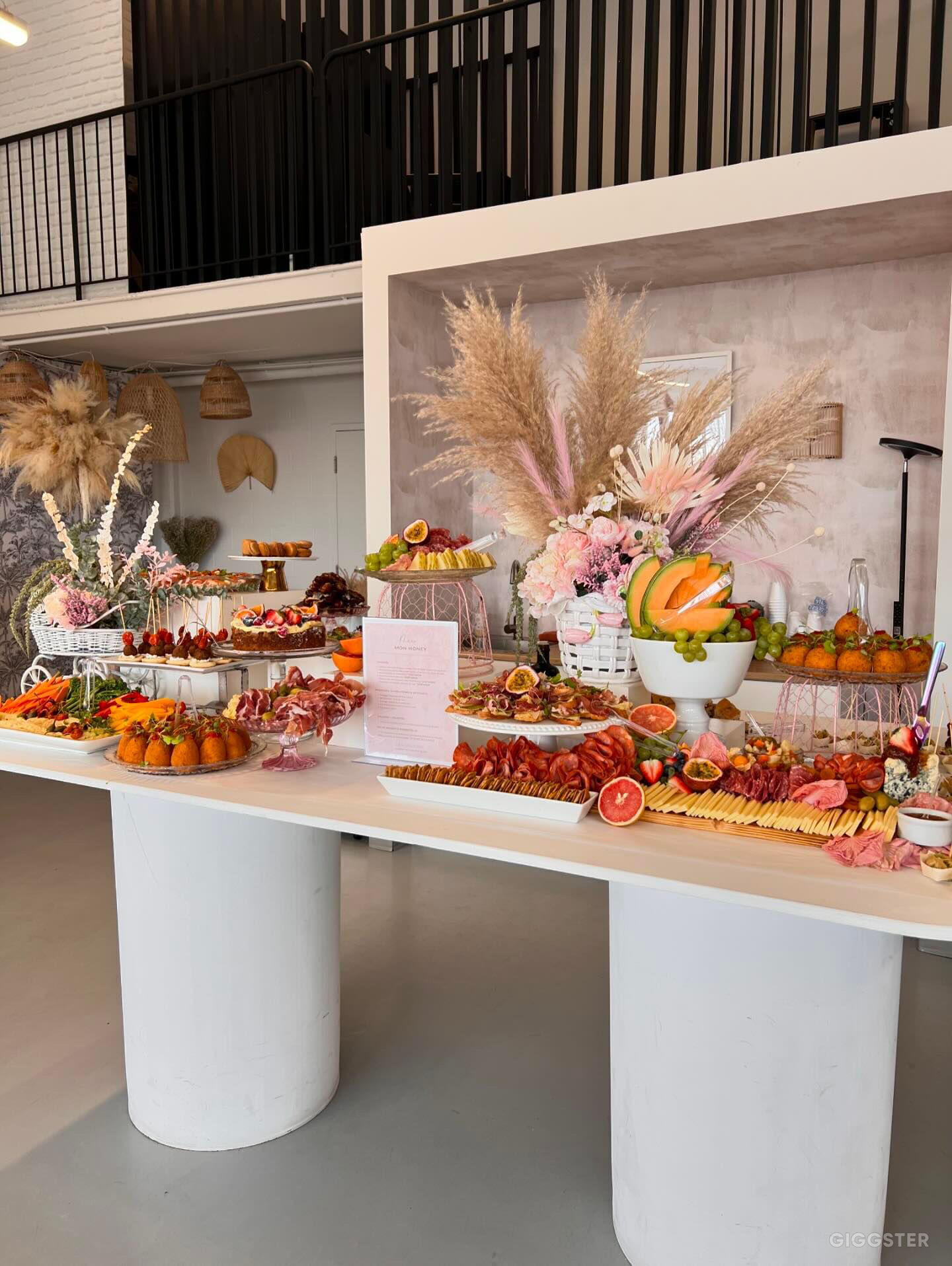 Montreal Boho Studio: Bright & Versatile - 2100sf | Rent this location ...