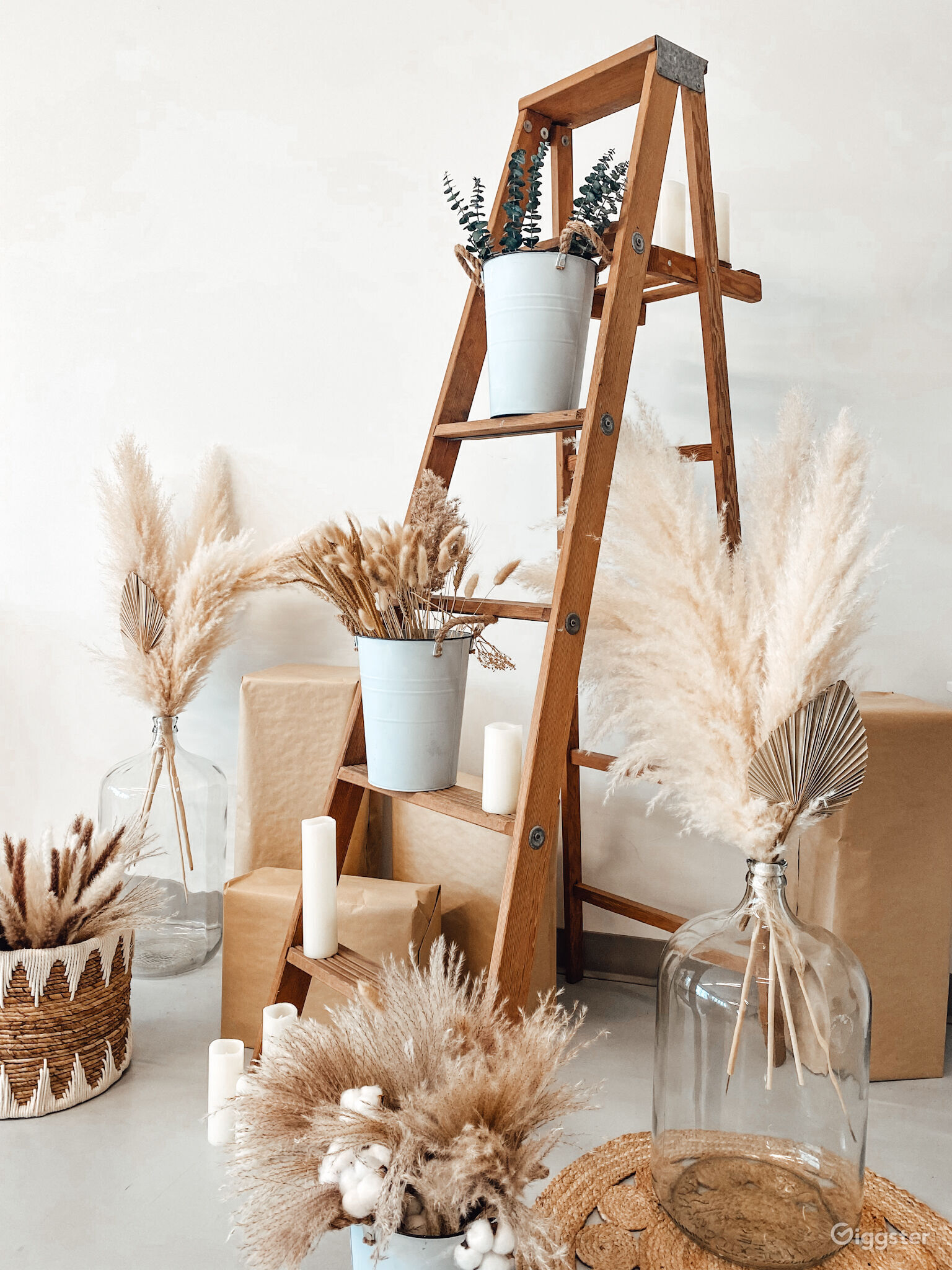 Montreal Boho Studio: Bright & Versatile - 2100sf | Rent this location ...