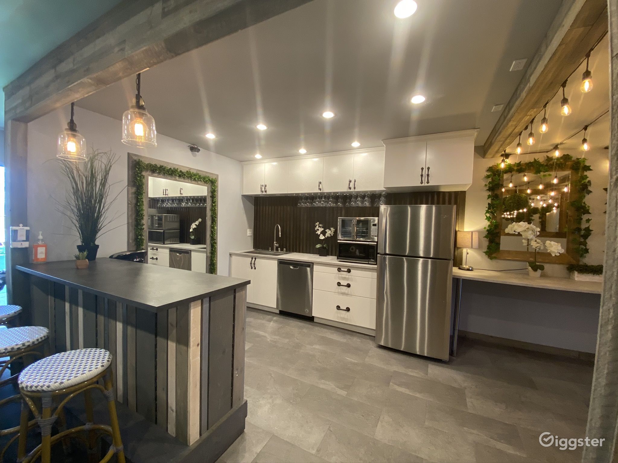 Professional Private Creative Workshop Space | Rent this location on ...