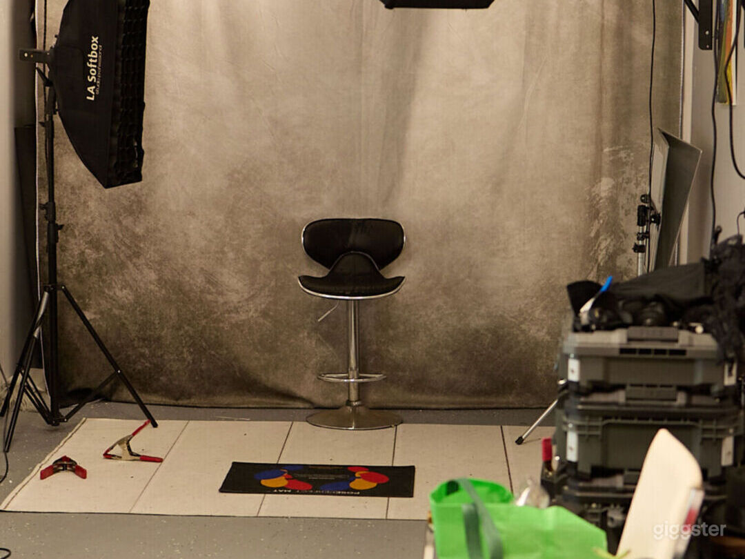 Satellite Photo Studio | Rent this location on Giggster