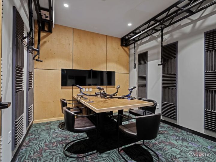 Studio Podcast Room | Rent this location on Giggster