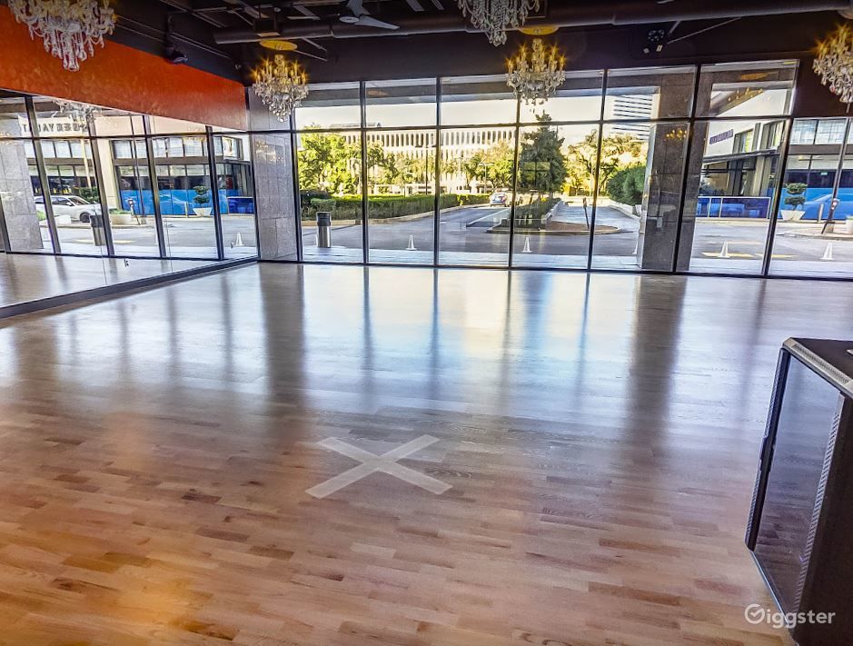 Beautiful and Classy Dance Studio in Houston | Rent this location on ...