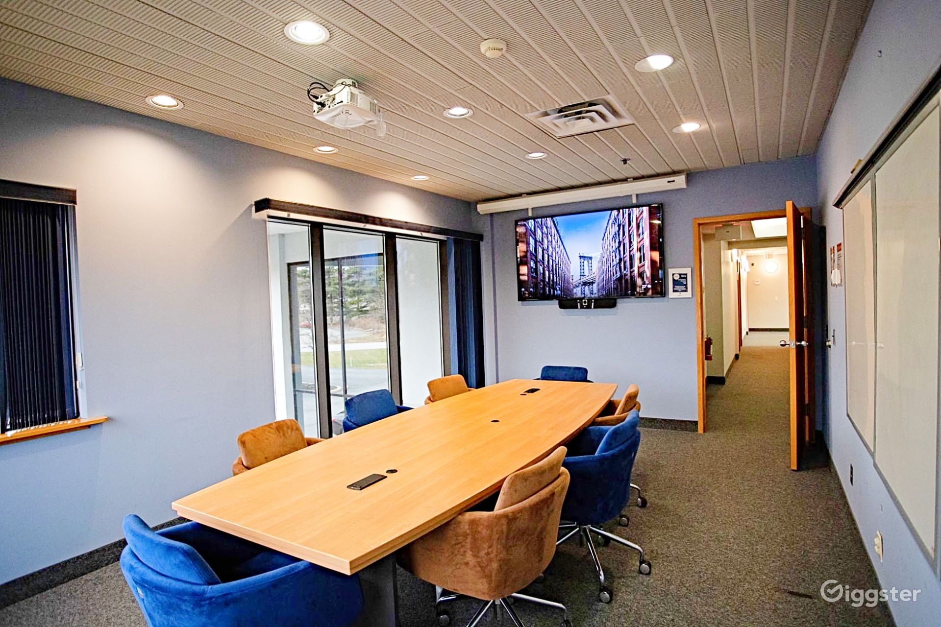 2nd Floor Meeting Room | Rent this location on Giggster