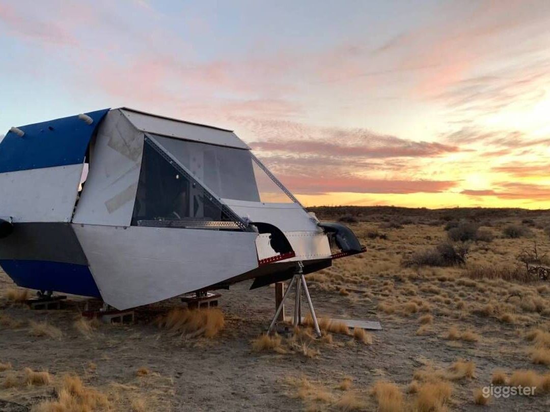 Shuttle pod spacecraft set | Rent this location on Giggster